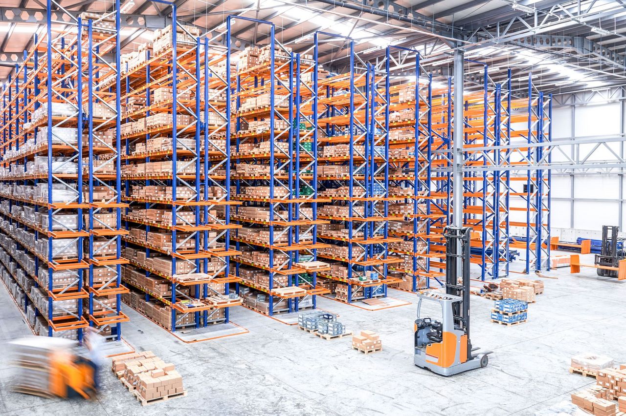 Intralogistics | E-T-A