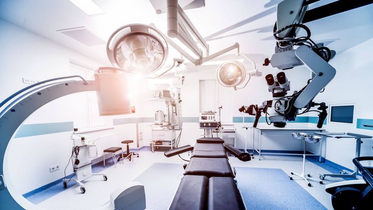 Power entry modules with integral circuit breakers | E-T-A